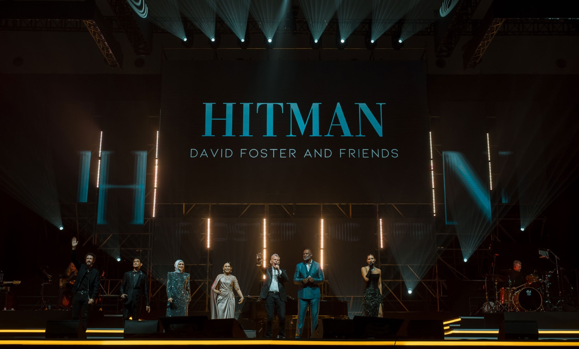 Cerita Sukses HITMAN RETURNS : David Foster & Friends Live in Indonesia ...